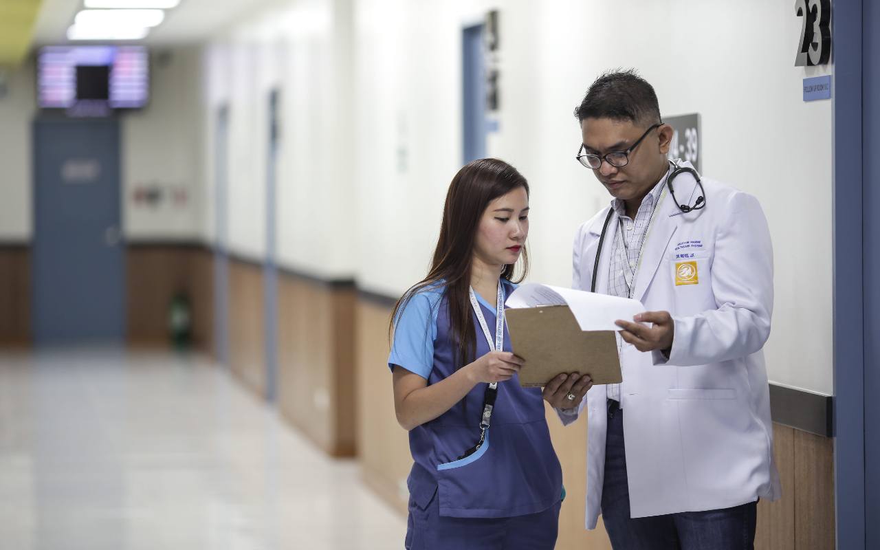 Immigration For Doctors | OnlineVisas